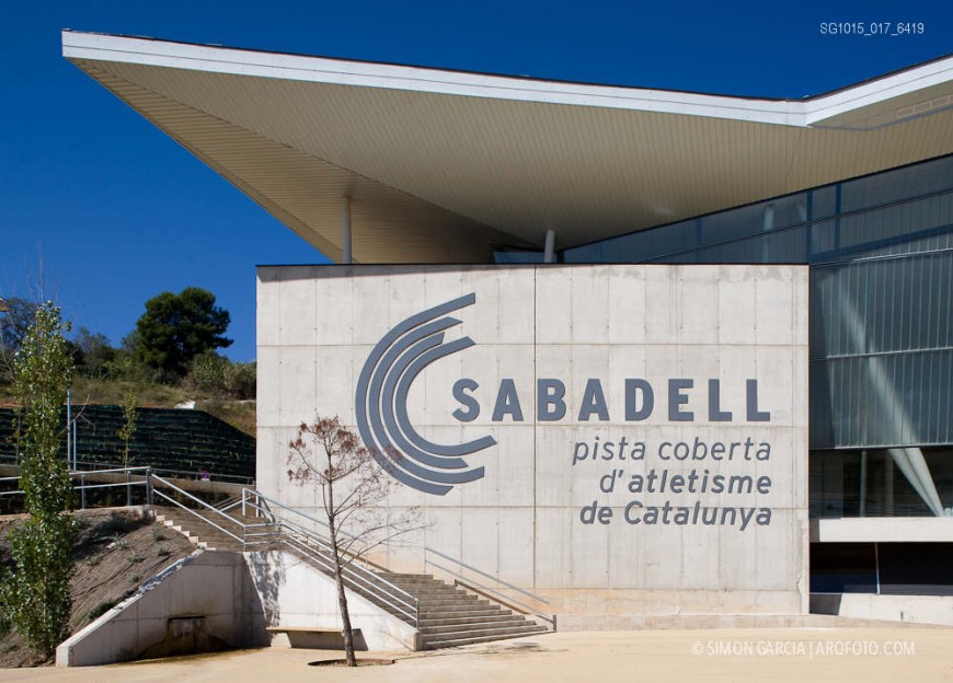Reportaje fotografia arquitectura pista atletismo Sabadell | Simón ...